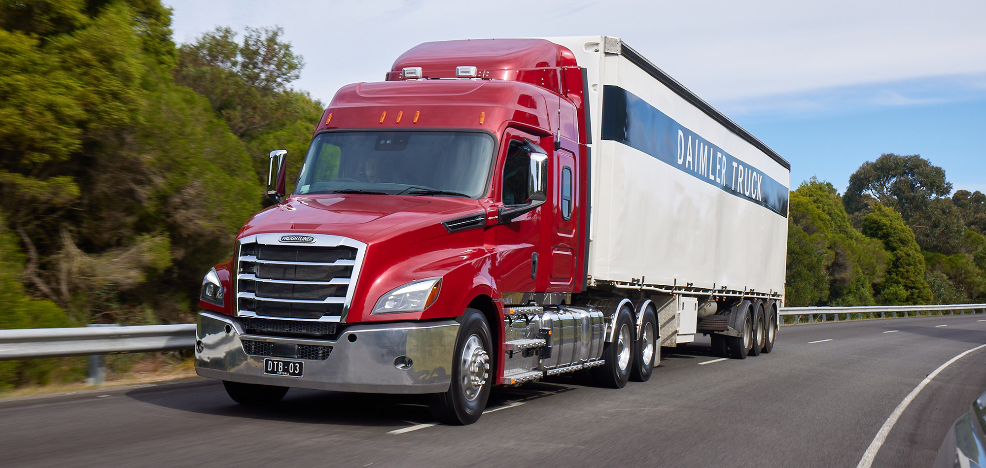 Cascadia Truck Fuel Efficiency | Freightliner