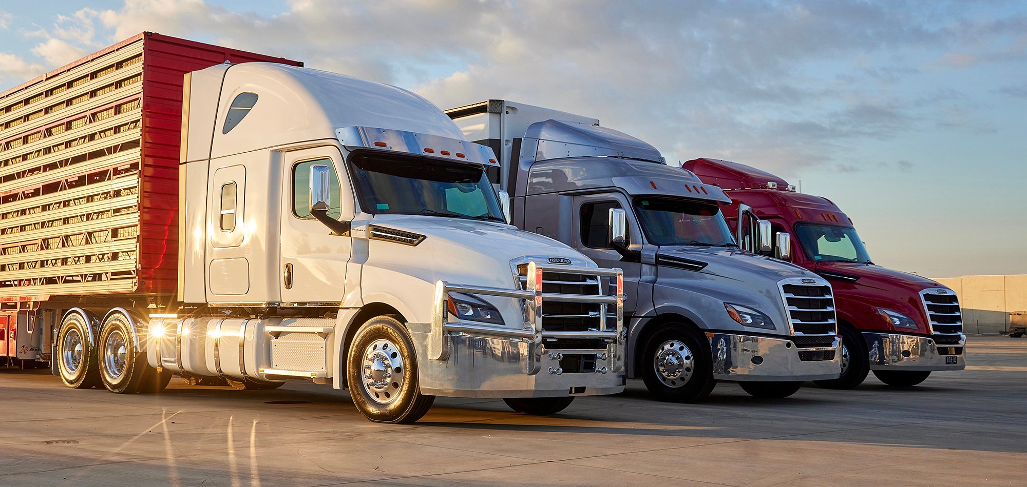 Freightliner Range of Heavy Duty Trucks | Freightliner