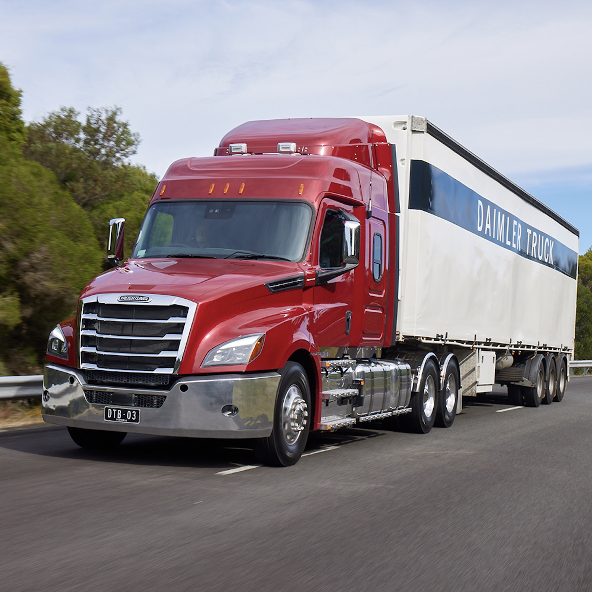 Freightliner Trucks | The Ultimate In Driver Safety