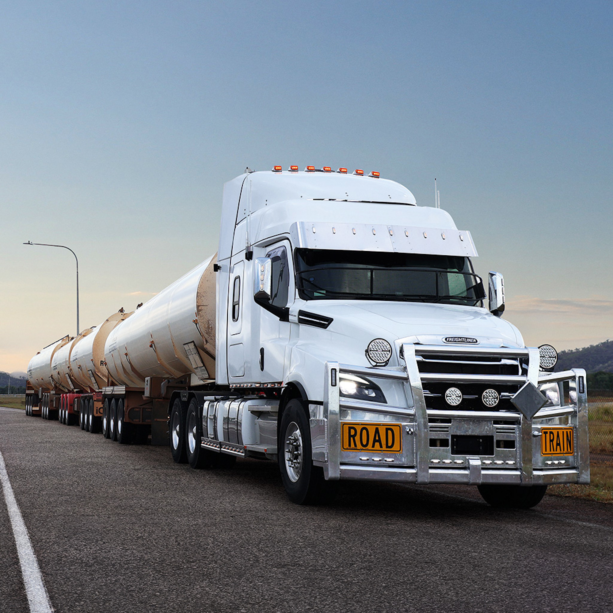 Road Train Australia | Freightliner
